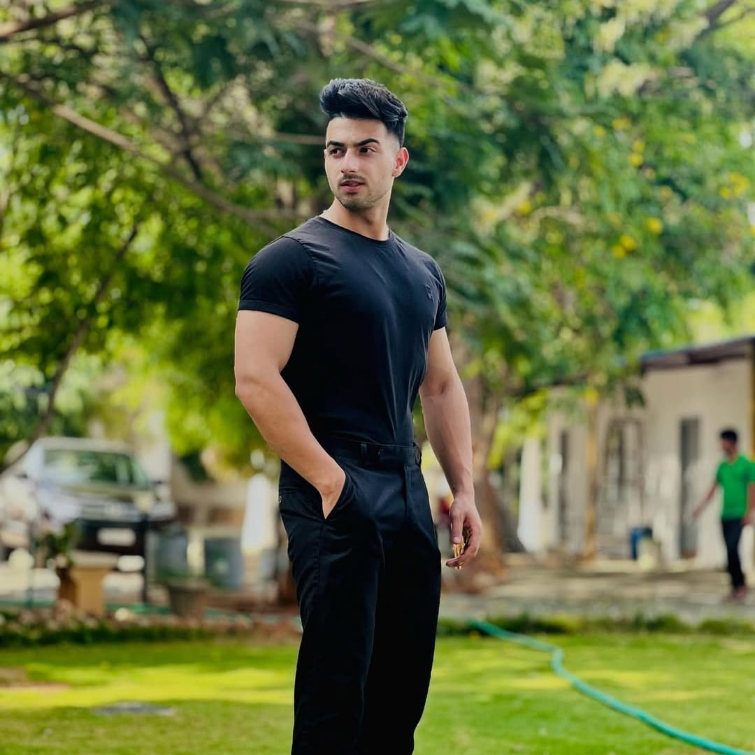 ADNAN RAHMAN BHAT's Profile | Binance Square