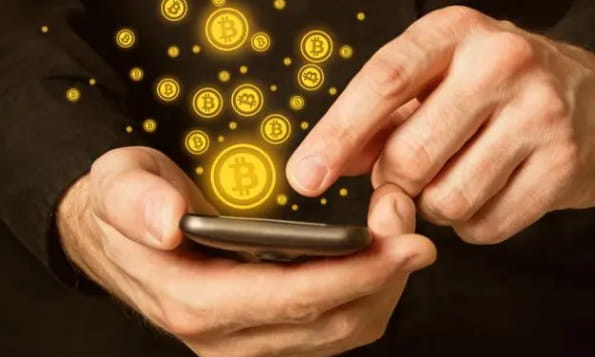 Who will become the dark horse of web3 traffic? Wallet, CEX or DApp? | Dwoura哆啦 on Binance Square