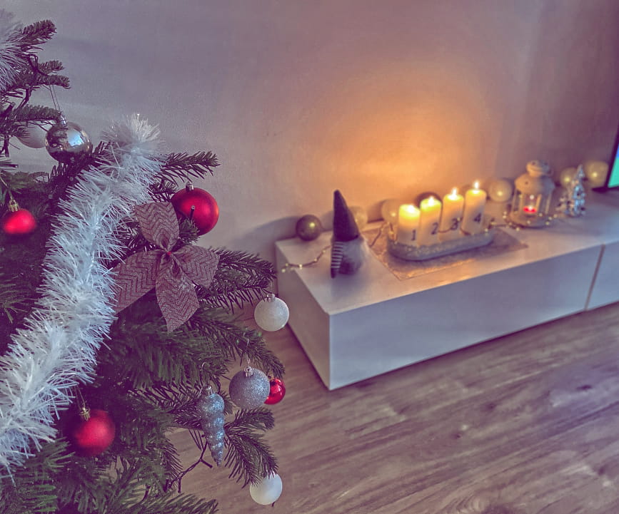 Good morning #binancians 🙋🏼‍♀️ Happy Sunday🎄💜 | Evca Wolf on Binance Square