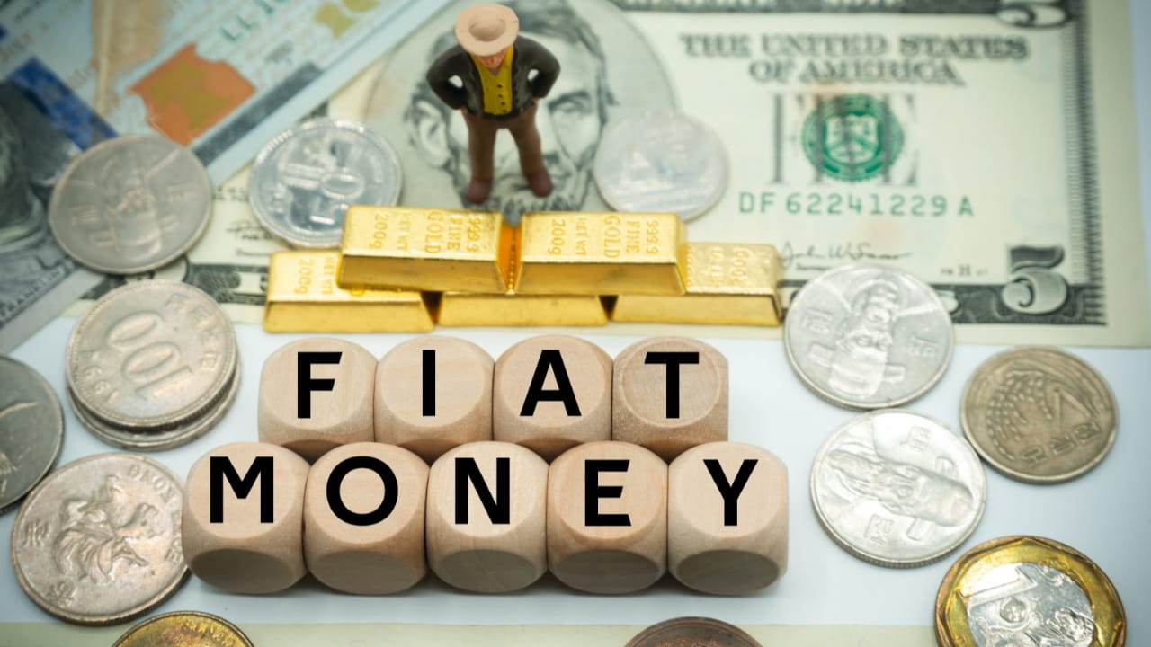 What is a fiat currency? | 0xCrypto on Binance Square