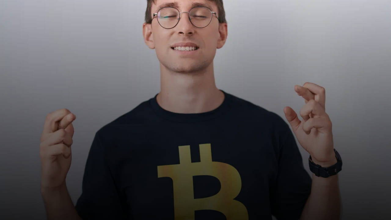 Bitcoin - Small glimmer of hope after 9 consecutive months of "fear ...