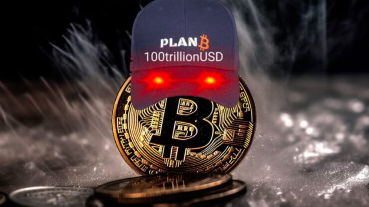 PlanB Advises Buying Bitcoin 6 Months Before Halving And Selling For ...