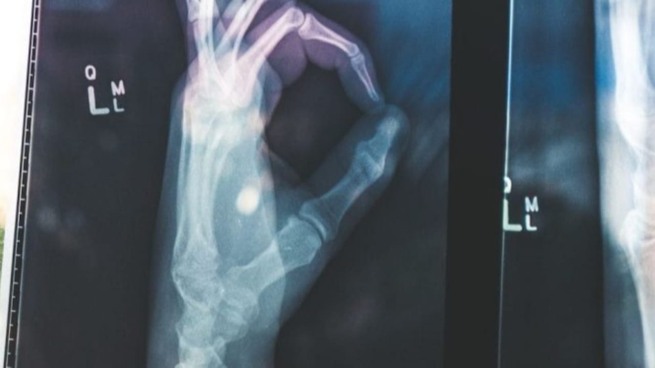 Why is crypto difficult to apply in medical services? | Link Crypto on ...