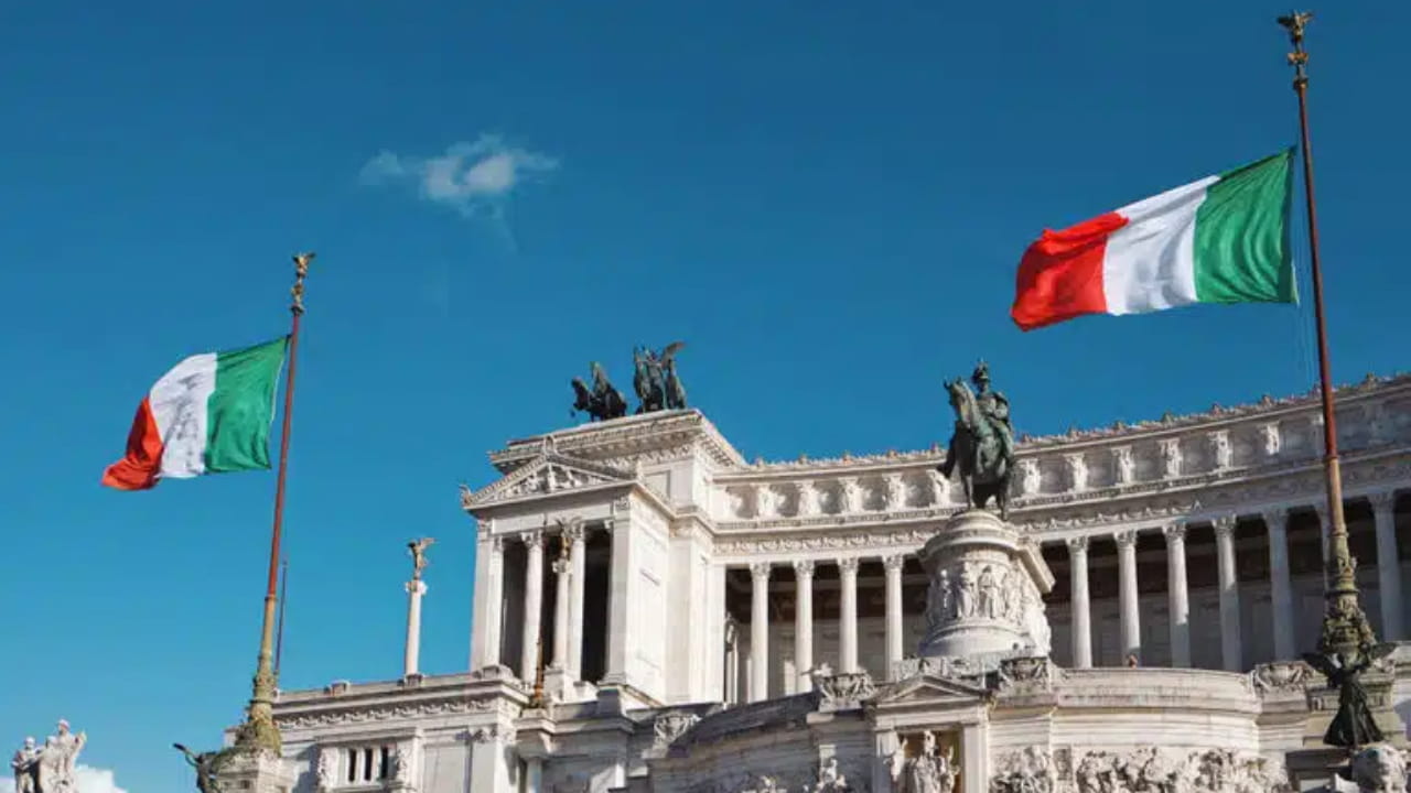 Italian data regulator bans ChatGPT over alleged data privacy ...