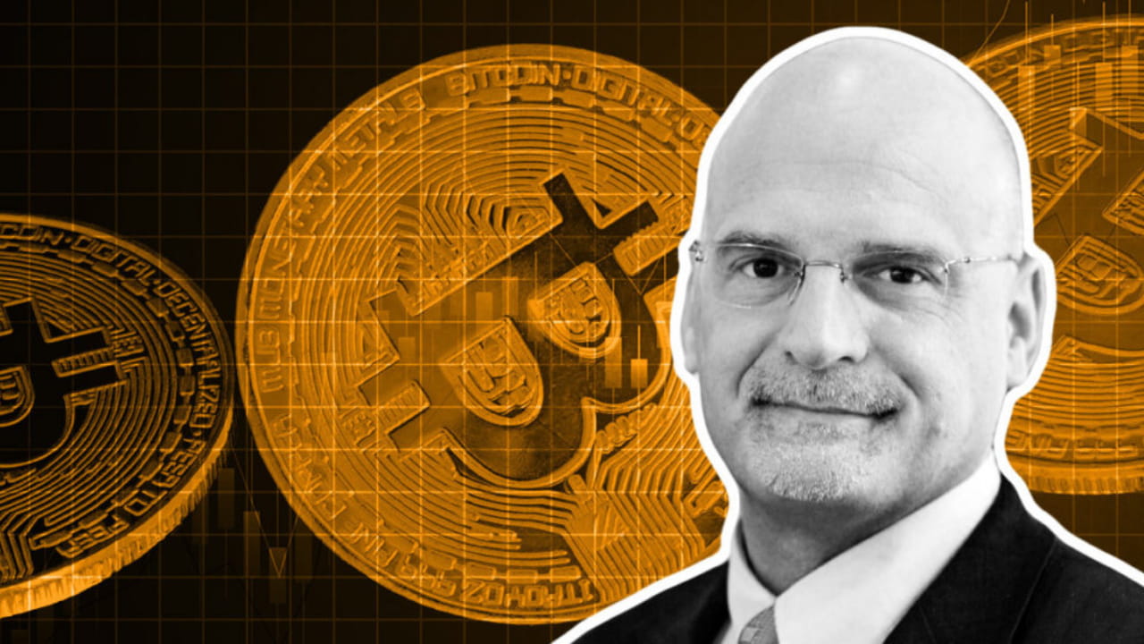 Bitcoin (BTC) Comment from Bloomberg Senior Strategist Mike McGlone ! | Parrot Bamboo Crypto on ...