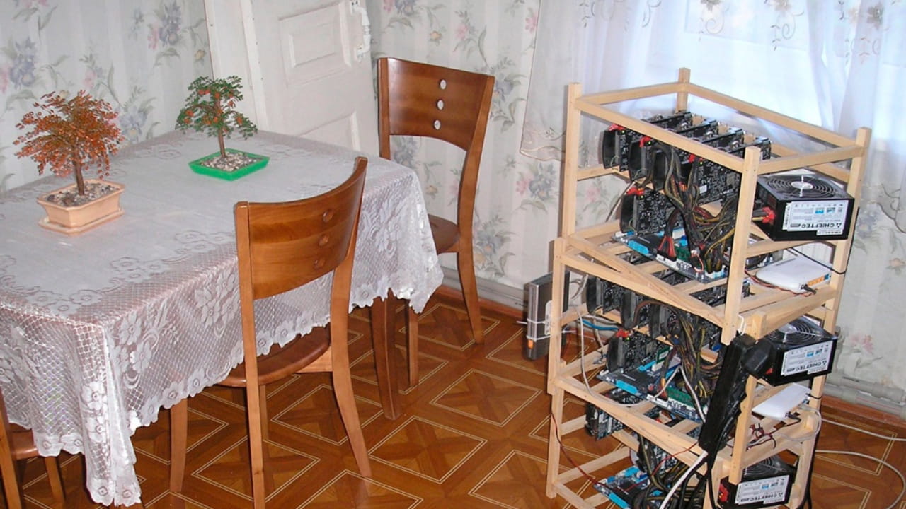 Home mining rig causes fire in eight-story apartment building | Mister ...