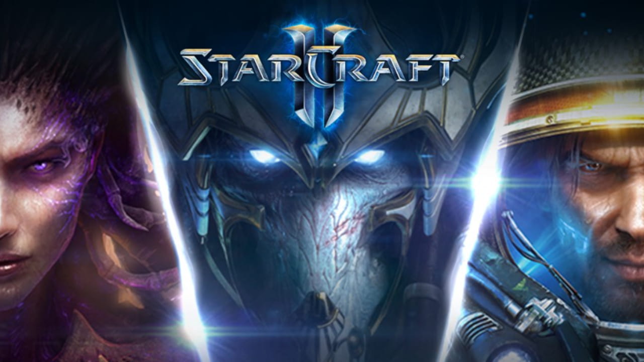 StarCraft Series: The Story of an Epic Battle in Space ...