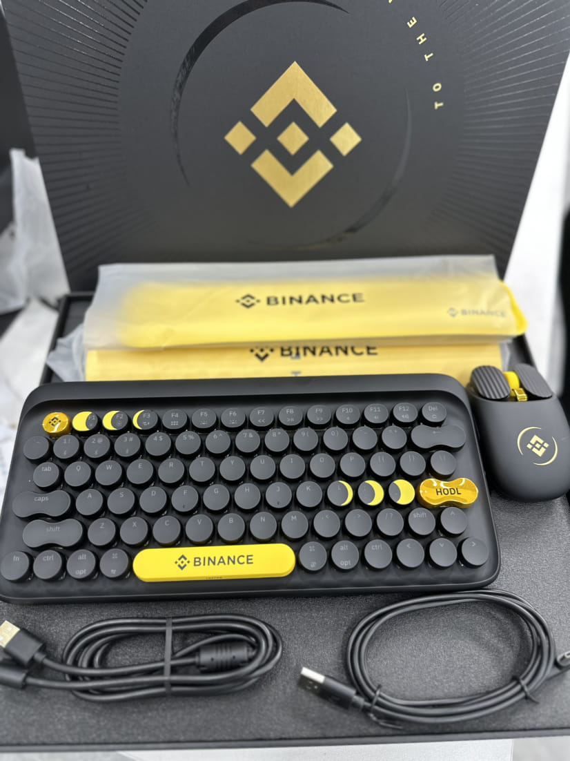 I received a gift from Binance, a keyboard, a mouse, a three | 阿丁之预言家 ...