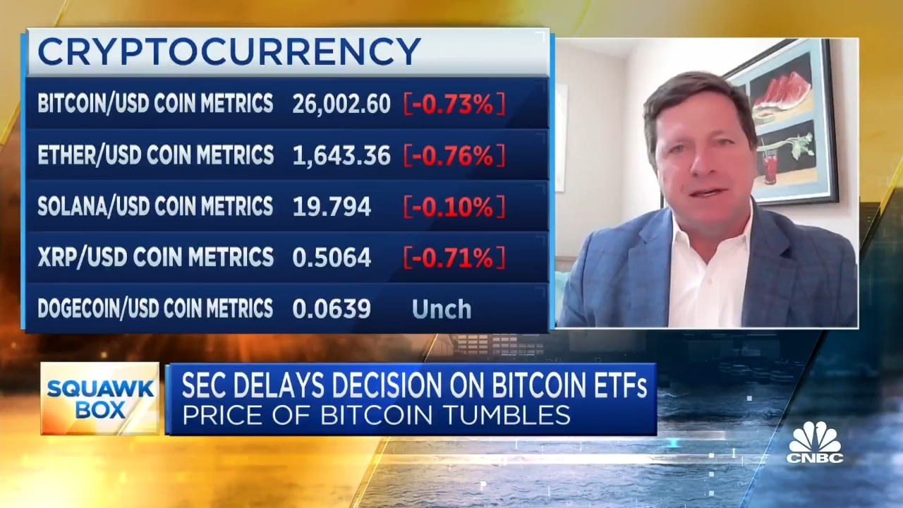 Former SEC Chair says the approval of a spot #Bitcoin ETF “is inevitable.” | Crypto PM na ...