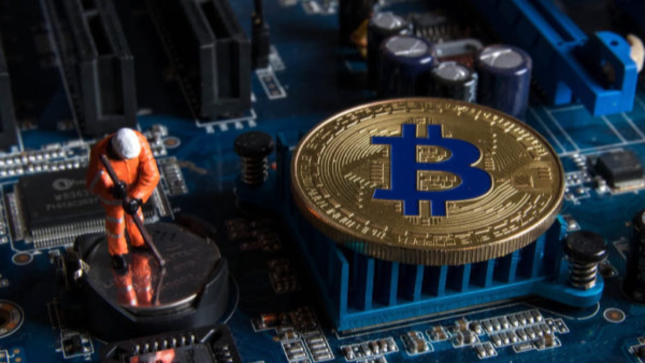 Exploring the Different Types of Bitcoin Mining Companies | Ansh ...