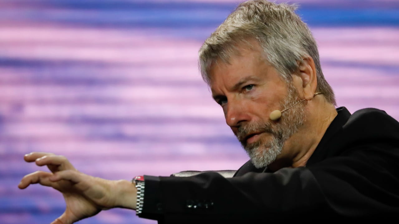 MicroStrategy Co-Founder Michael Saylor Initiates $216 Million Stock ...