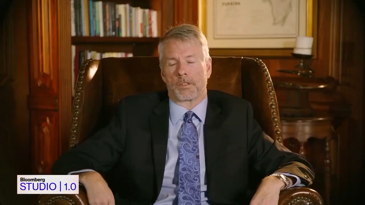 🔥SAYLOR: “If you are going to invest in Bitcoin, a short time horizon ...