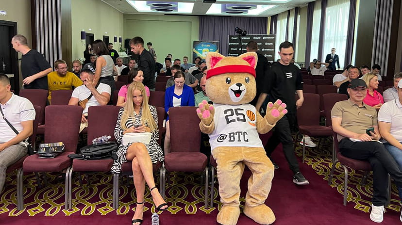 The @BTC25 mascot shines at the ViaBTC 8th anniversary event The @BTC25 ...