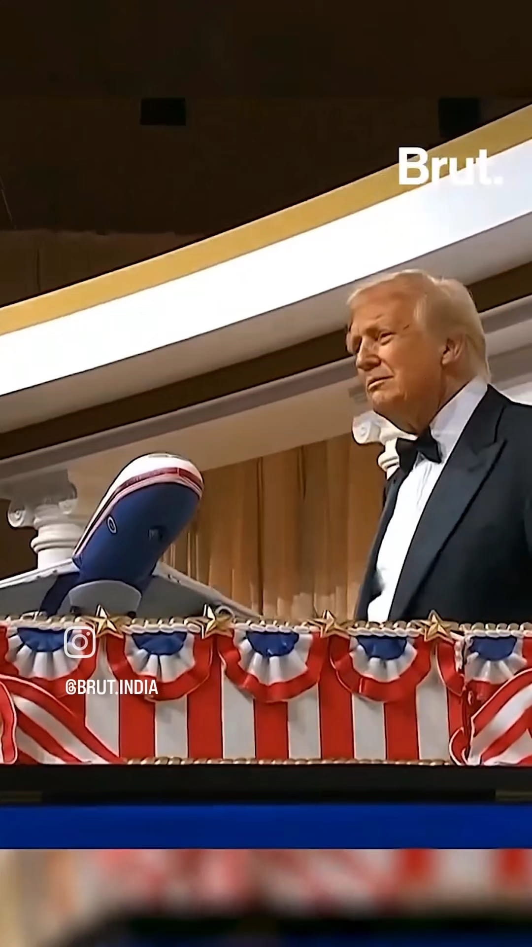 Donald Trump cut a cake and then danced with a military sword 🗡️ #TRUMP ...