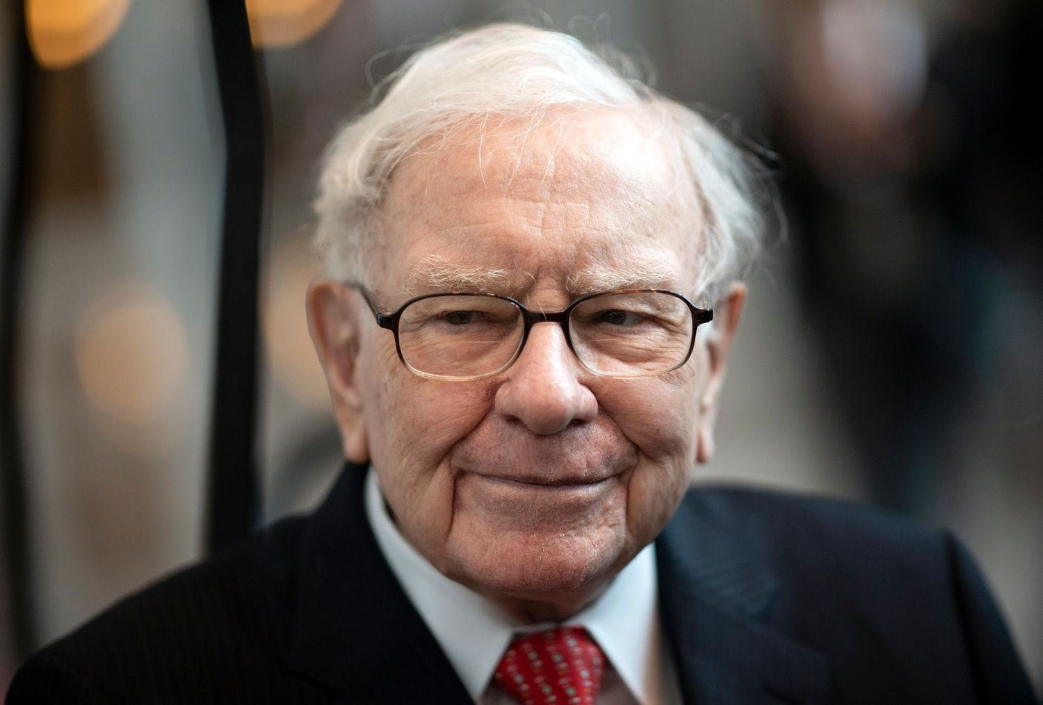 🚨 BREAKING: Warren Buffett Steps Down as CEO. 📉🏛️ A | Safe Zone ...