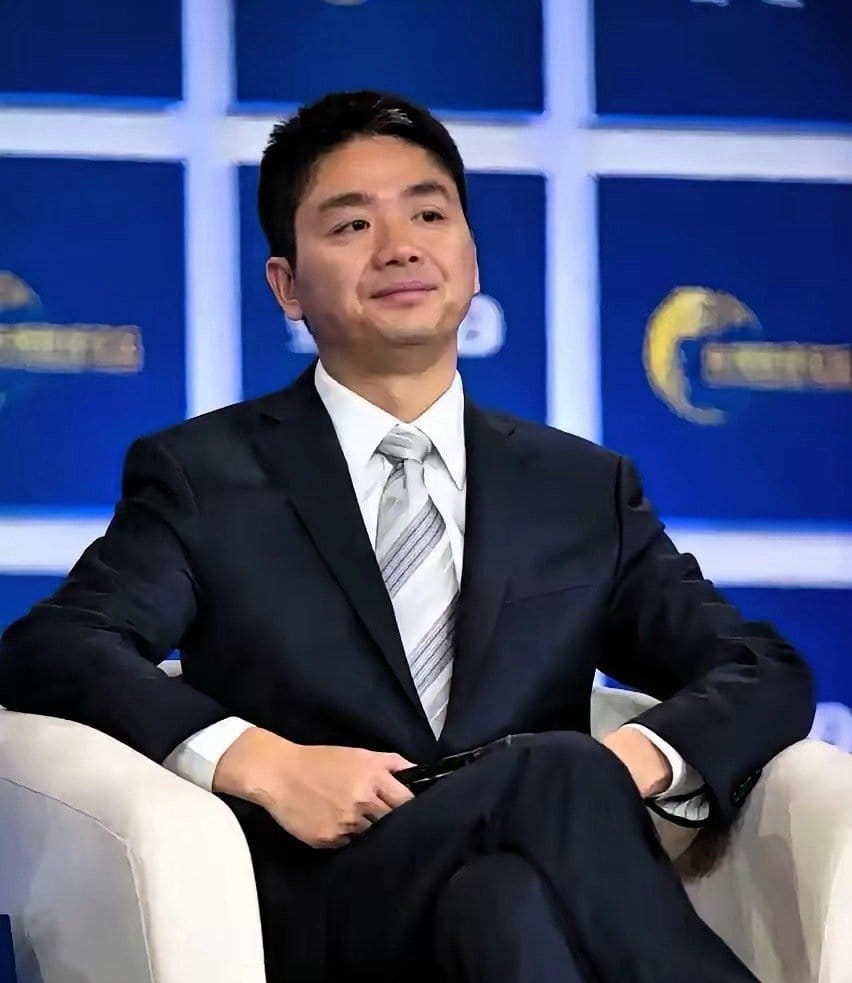 The host gave Liu Qiangdong one minute to promote JD, but he | 阿姨爱理财 on ...