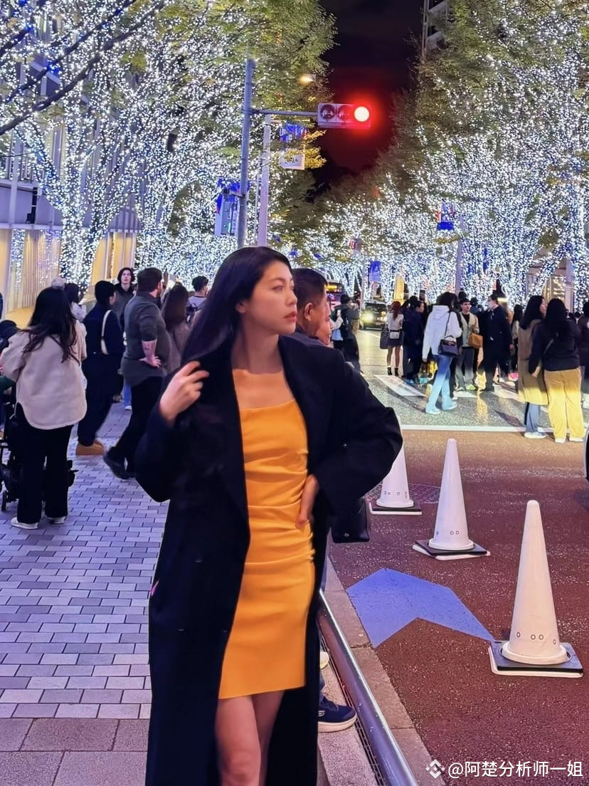 Ethereum: Known as the Air Force ATM 😄. Meeting Vitalik, si | 阿楚分析师一姐 ...